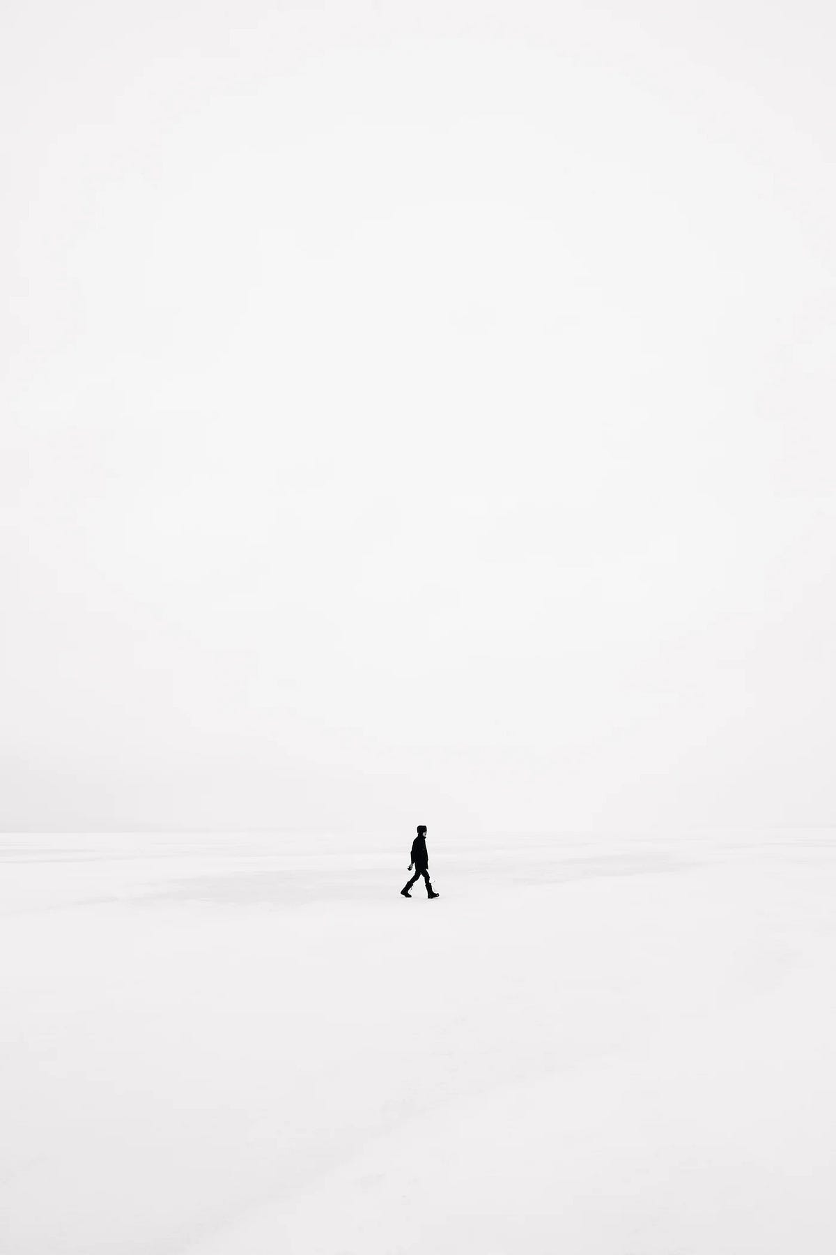 “Less is More: The Surprising Benefits of Living a Minimalist Lifestyle ...