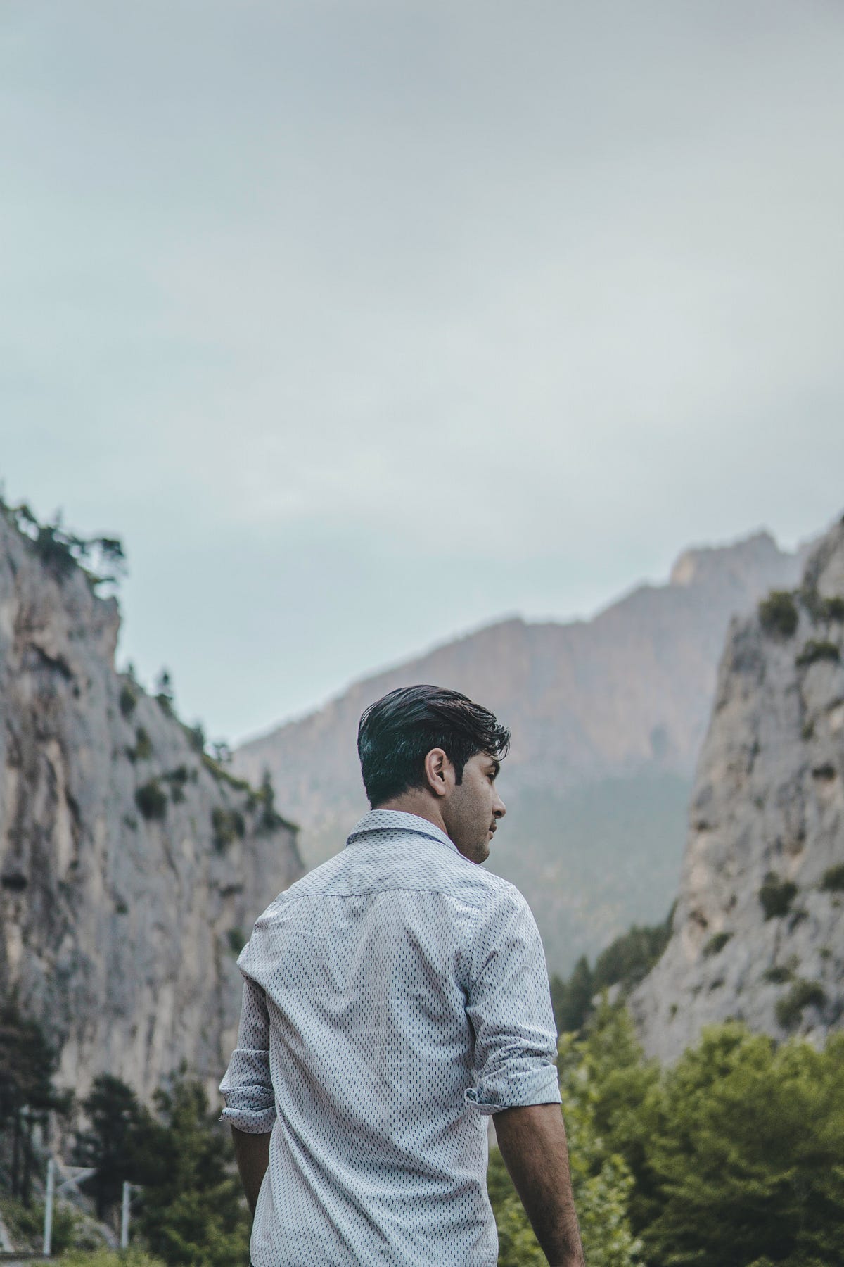 Why ‘Leading From Within’ Is The Only Way To Meaningfully Lead | by Mo ...