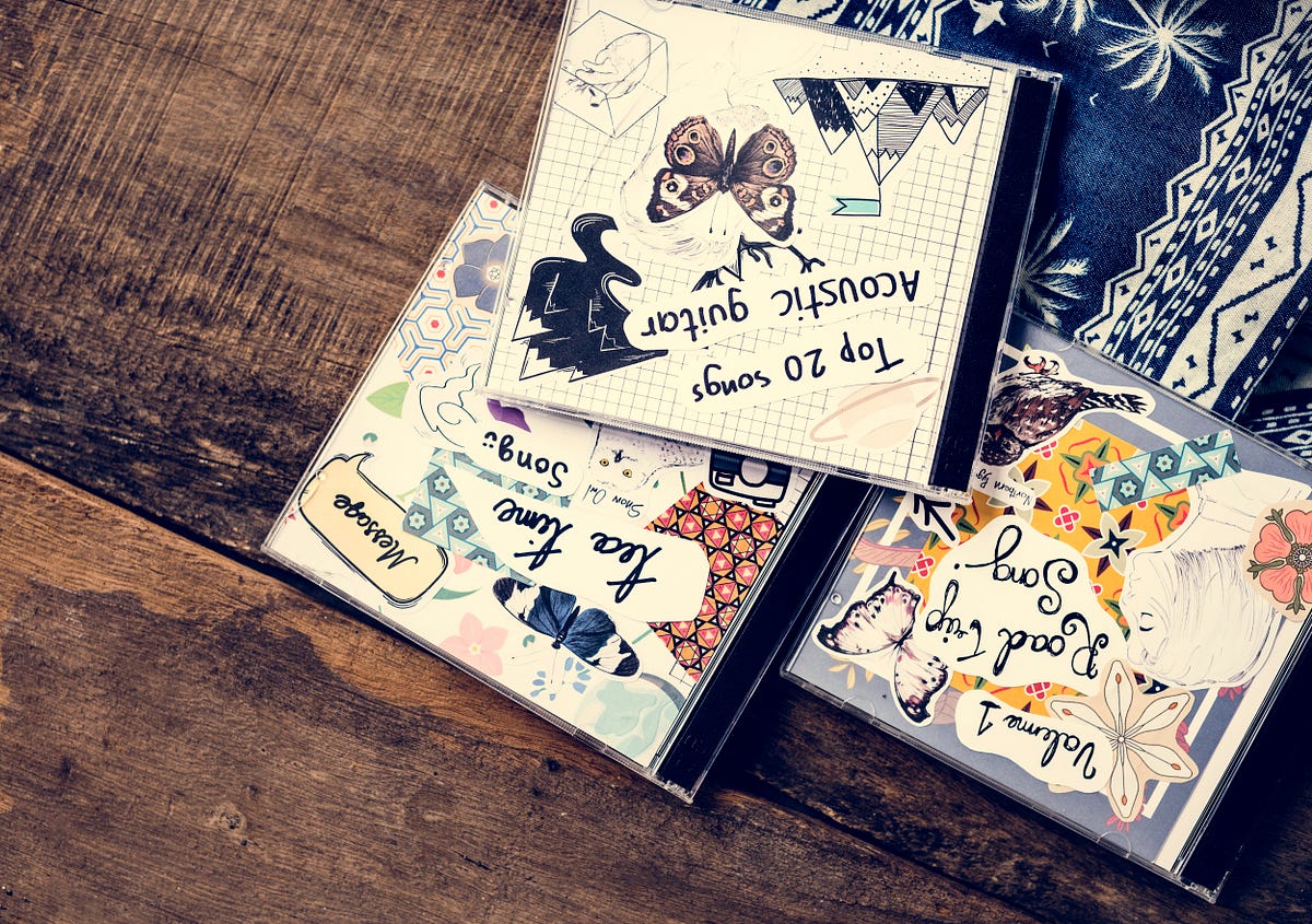 What are the differences between CD and DVD? | by graeme edgar | Medium