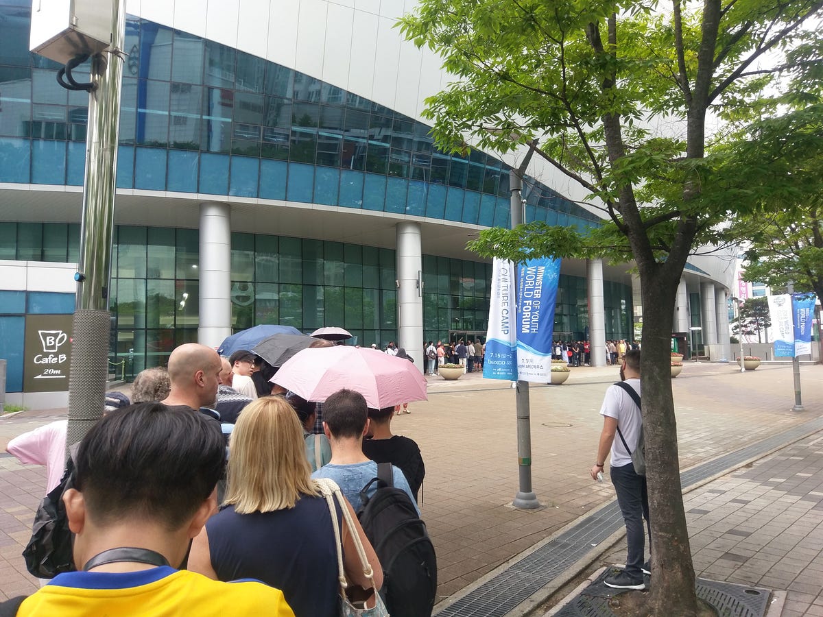 2018 FISM in Busan Day1. 昨天沒睡好，嚴格說來的確有時差，因為韓國釜山慢了台灣一小時，卻又需要比較早起，因… | by LQ7 | lqseven | Medium