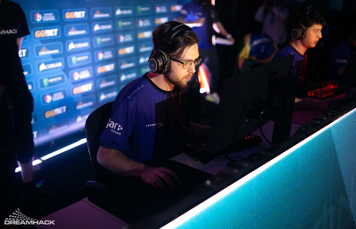 Can Esports Overtake Traditional Sports ? | by Jeremy Bui | Medium