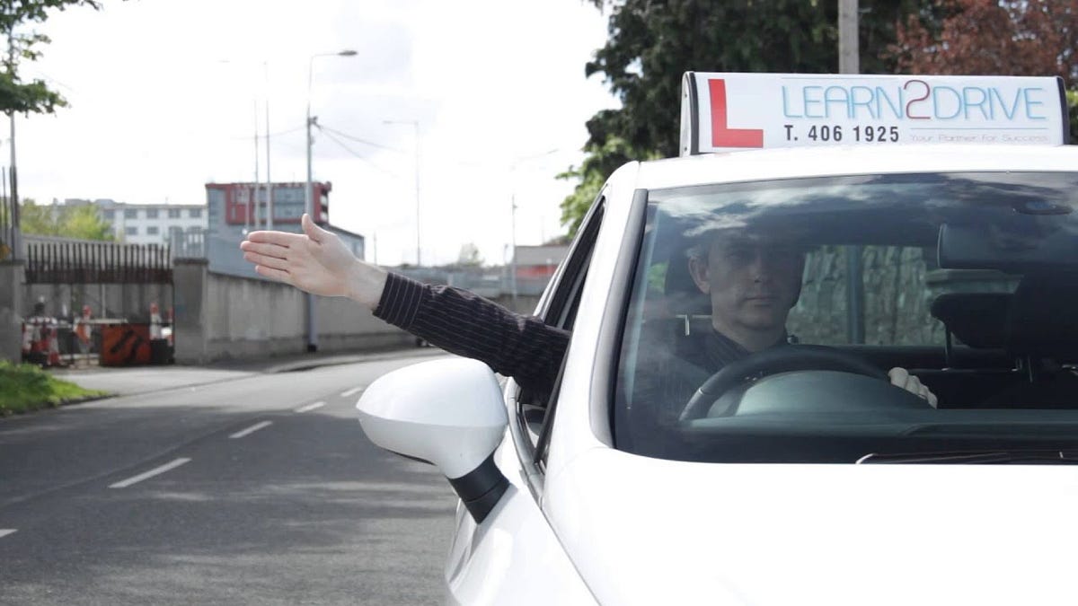 Driving Test Hand Signals: The Need to Knows | Medium