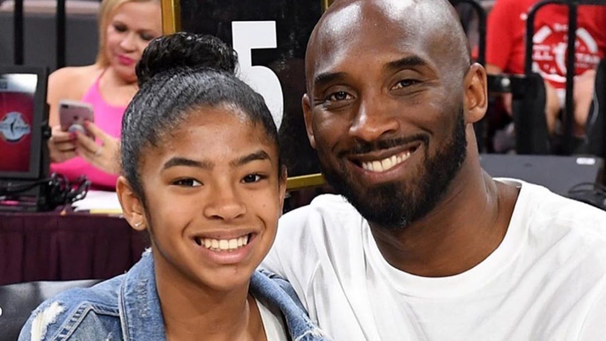 Aplausos para Kobe!. Eu provavelmente nunca torci pelo cara… | by Luiz ...