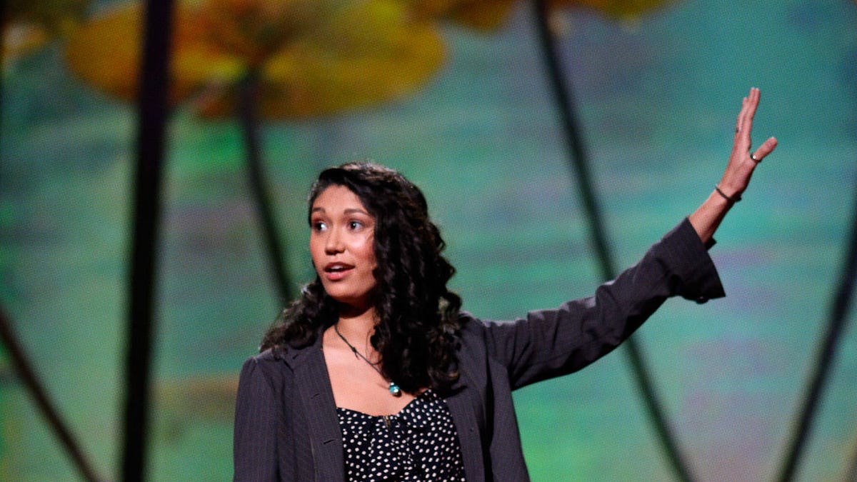 9 Sarah Kay Poems To Share With Someone Who Gives You The Feels | by ...