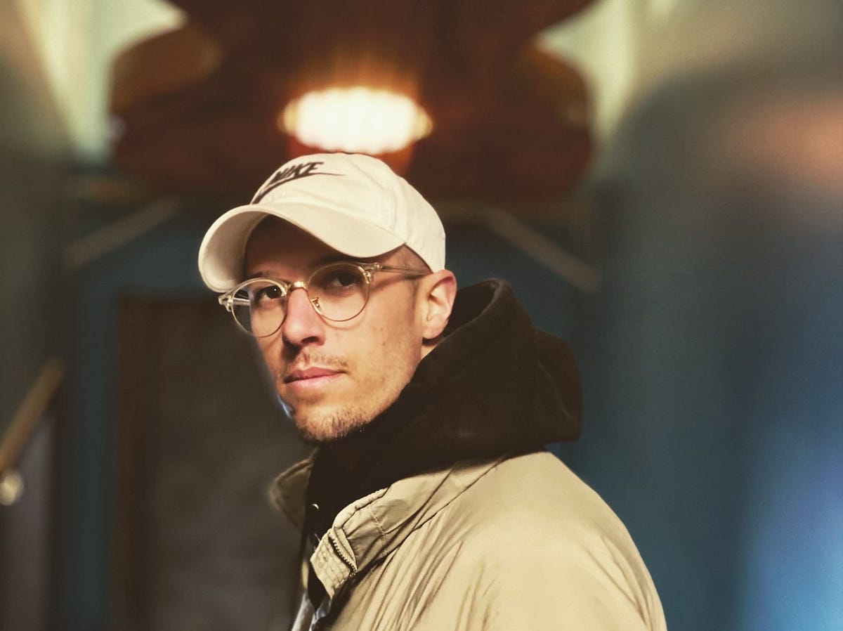 RYN SCOTT delivers heartfelt album ‘Peaks and Valleys’ | by Arrow Music ...