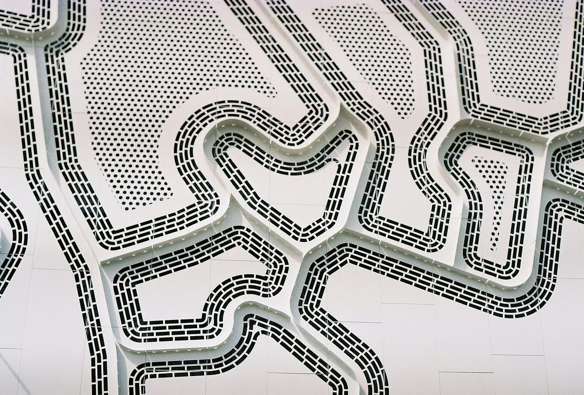 From Bits To Brilliance Essential Algorithms And Data Structures For Computer Science