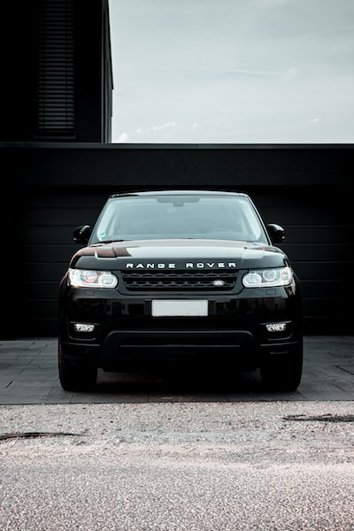 WHY RANGE ROVER VOGUE IS THE ULTIMATE LUXURY SUV CAR | by John Odeny ...