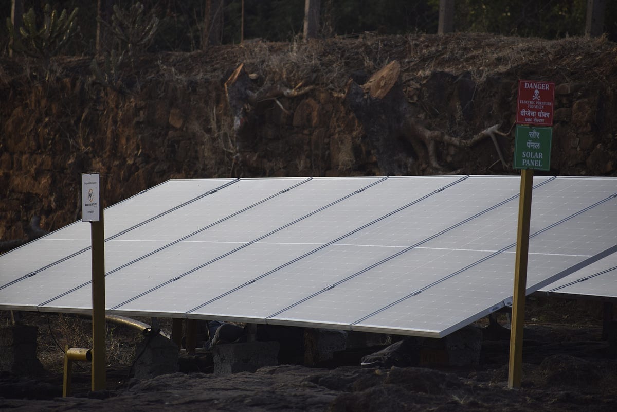 How Solar Energy Reduces Carbon Footprint: Facts and Figures. | by The ...