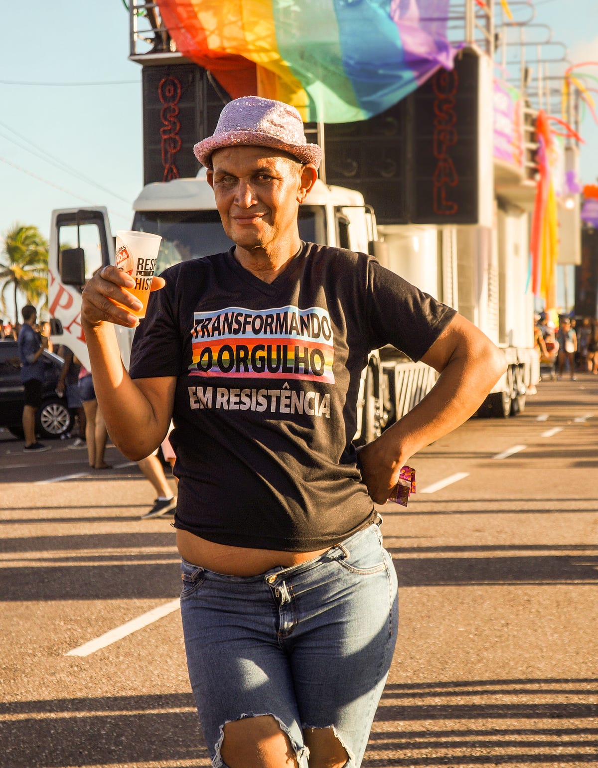 “Sem juízo!”. Narrativa fotográfica de corpos que… | by Aline Silveira | Medium