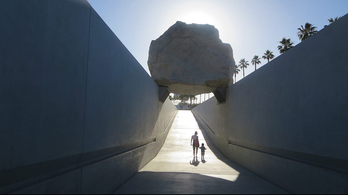 Instagram Finally Discovers the Meaning Behind LACMA’s Levitated Mass ...