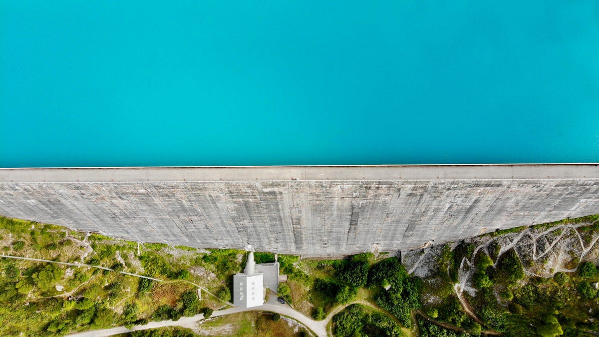 Heidegger, Nature, Technology and the Environmental Crisis ...