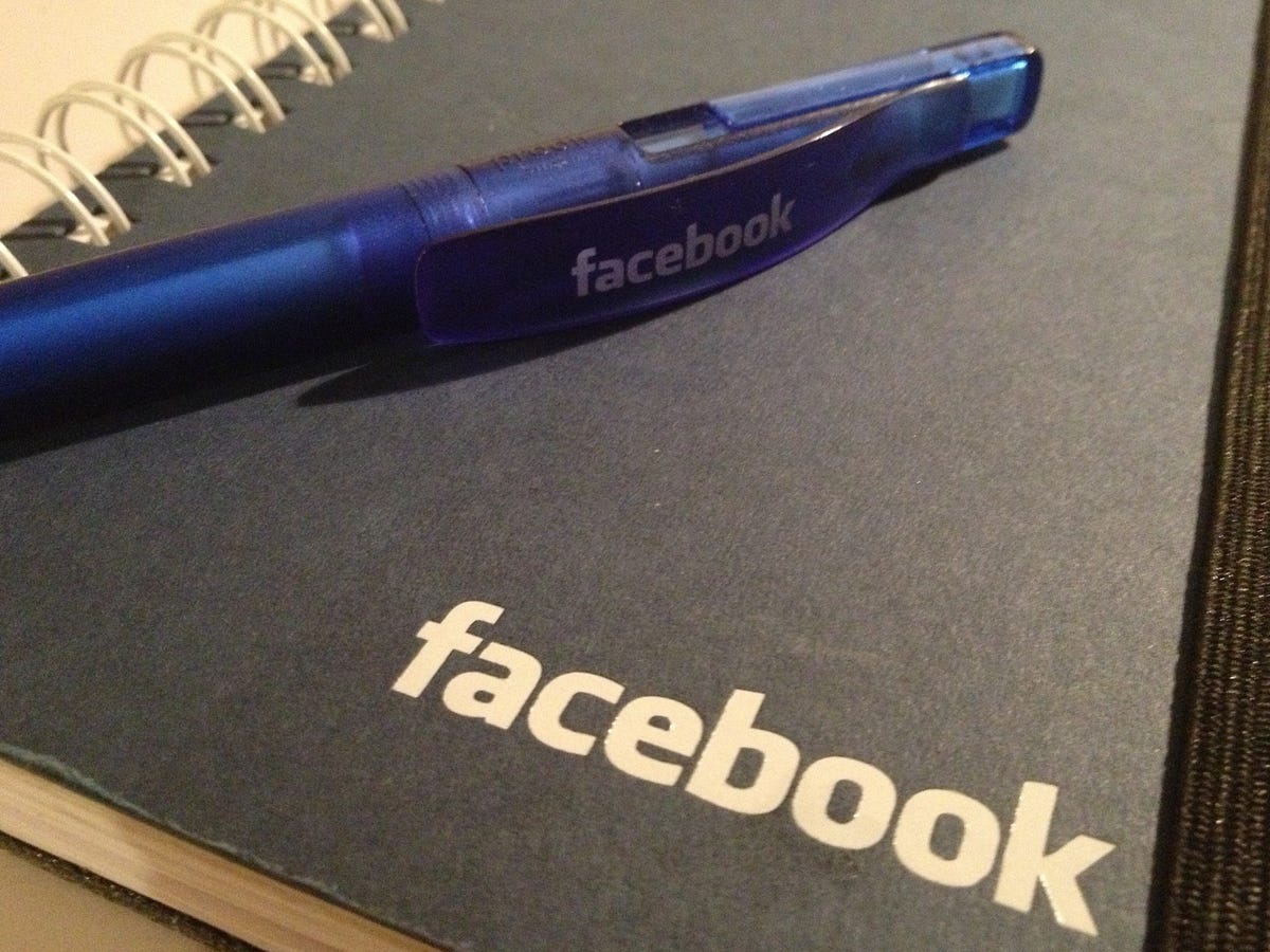 This Video Shows How Helpful Your Vague Facebook Posts Are | by №1 ...
