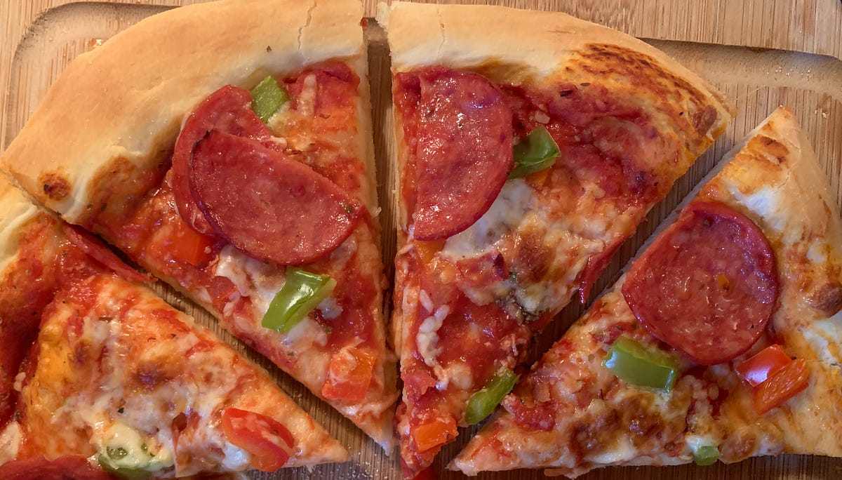 Learning to Make Pizza — From a Product Manager’s Perspective | by Steedan Crowe | Medium