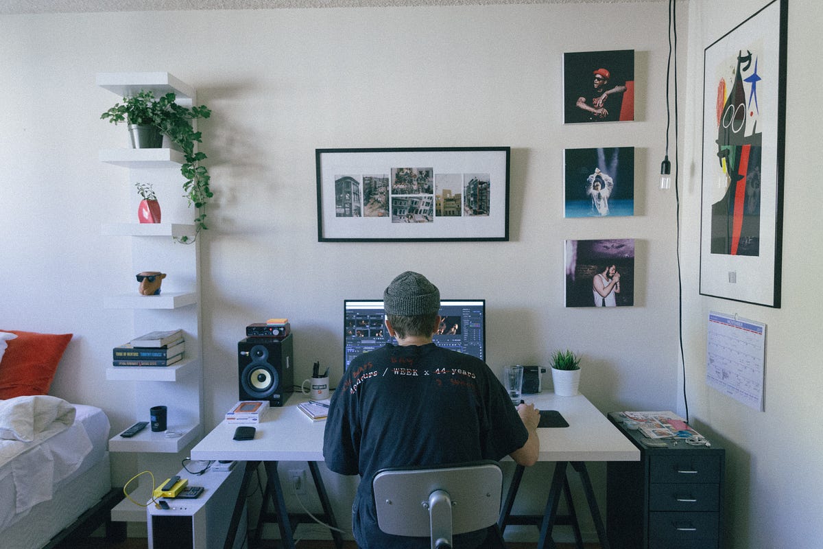 Why do designers hesitate to become entrepreneurs? | by Diego Mazo | UX ...