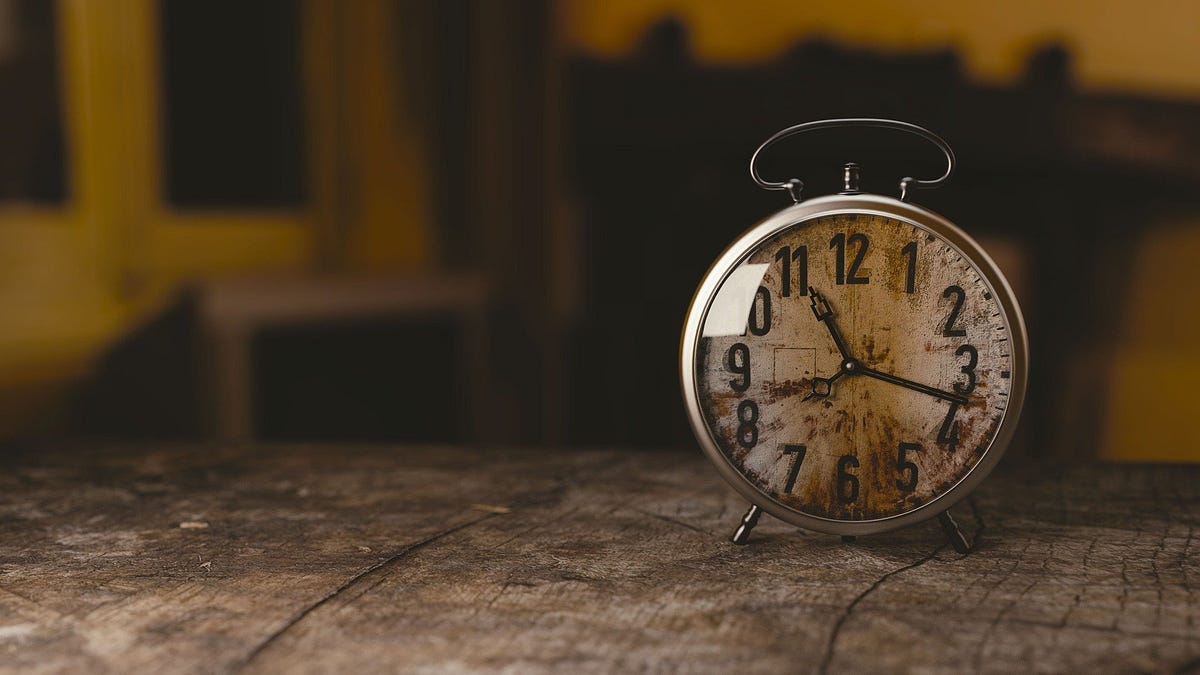 How Did People Tell Time Before Mechanical Clocks? | by Nicol Valentin ...
