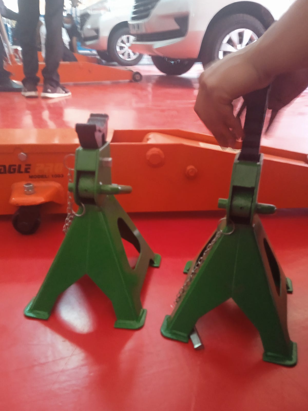 Dongkrak mobil - Didikroziq - Medium