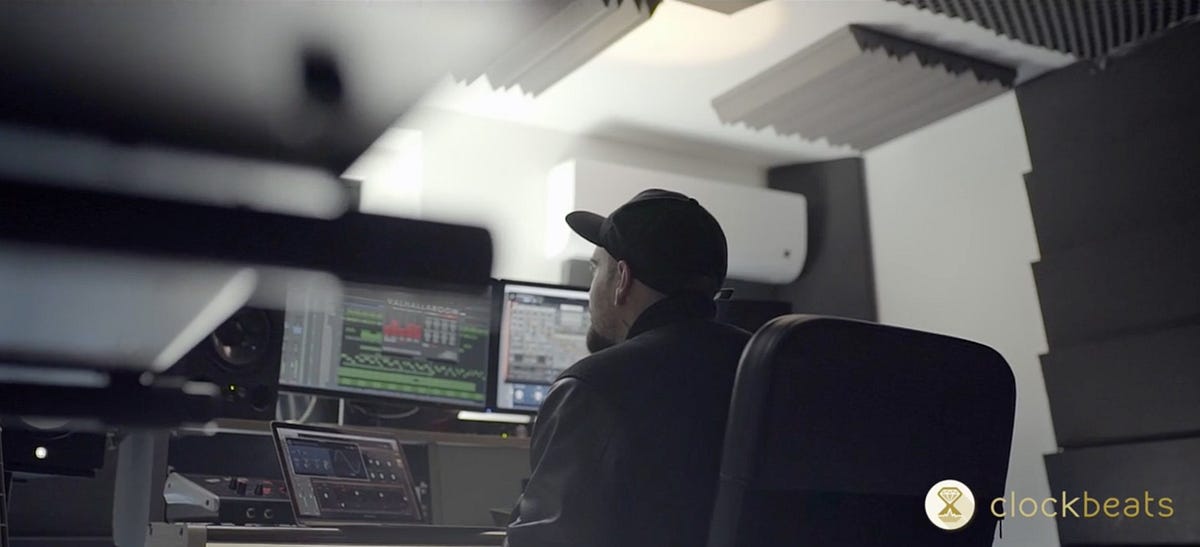 Do you waste too much time managing your artists? | by Paolo Mantini | Clockbeats | Medium