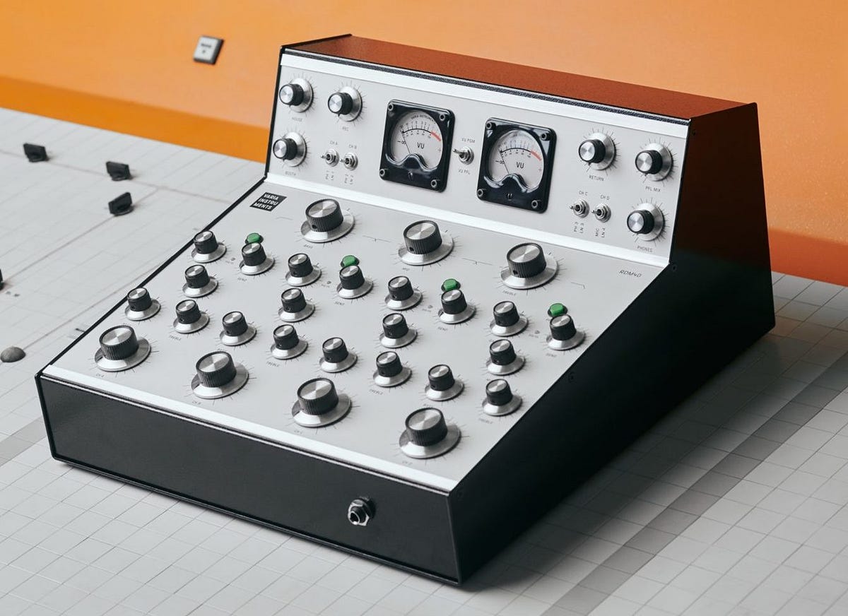DJ Mixers Series: Technology Adapted To The Artist’s Perspective— Part ...