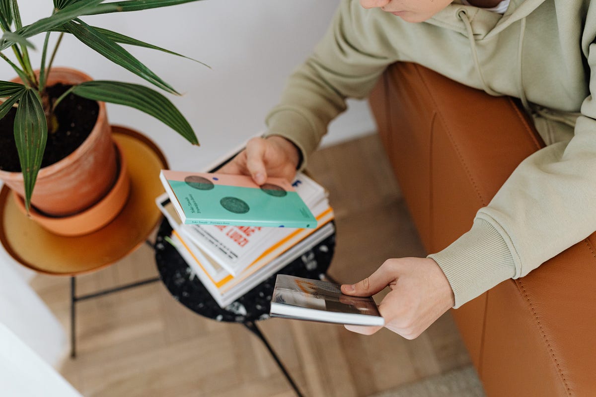 How to Select the Best Books to Read for First-Time Readers | by Shaide ...