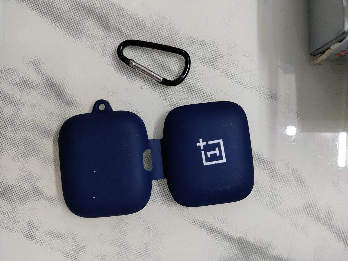 OnePlus Buds Pro Cover/Case: A Review. | by Akshat Arora | Medium