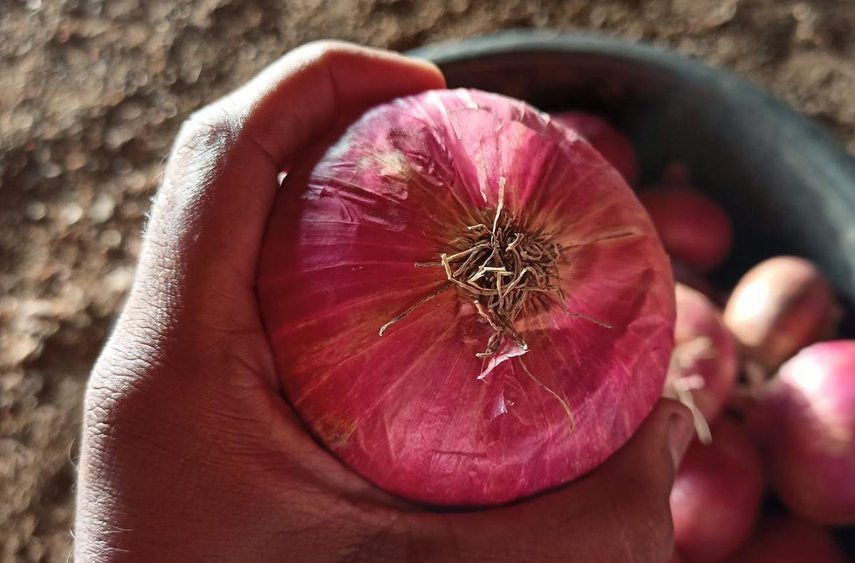 HOOR NATURAL REWARD FOODSTUFF TRADING FZE requires FRESH RED ONION ...