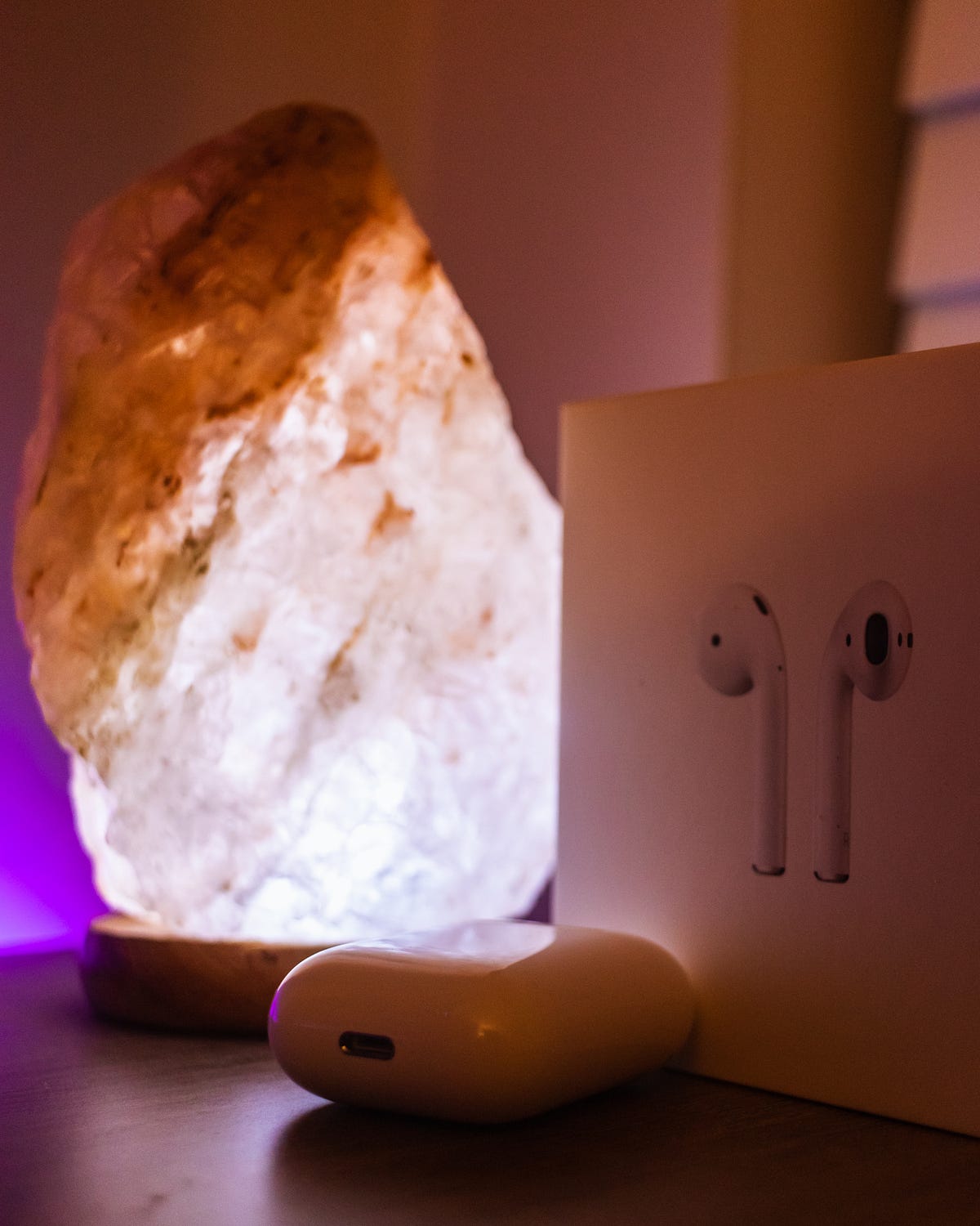 Airpods Gen. 1 in late 2019. Watch the video | by Larry G. | LarryG.co ...