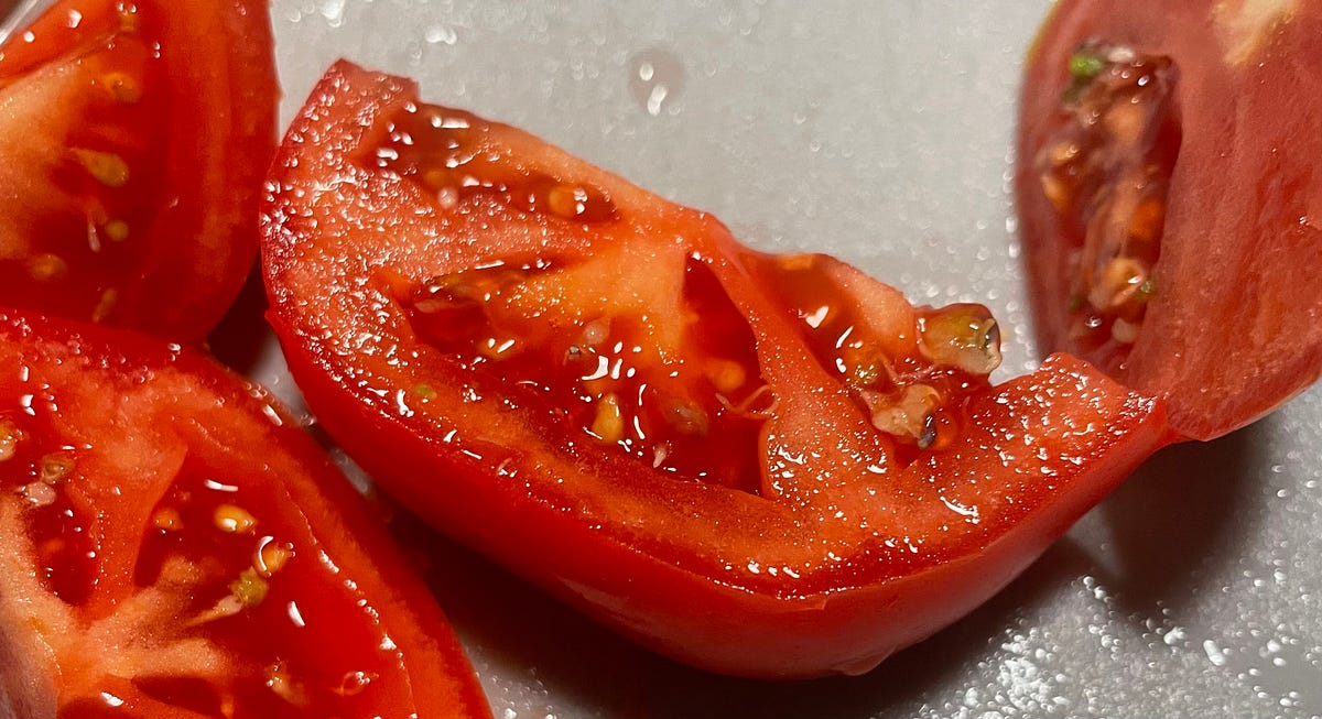 What happens inside your tomato. Been a great season for tomatoes… | by ...