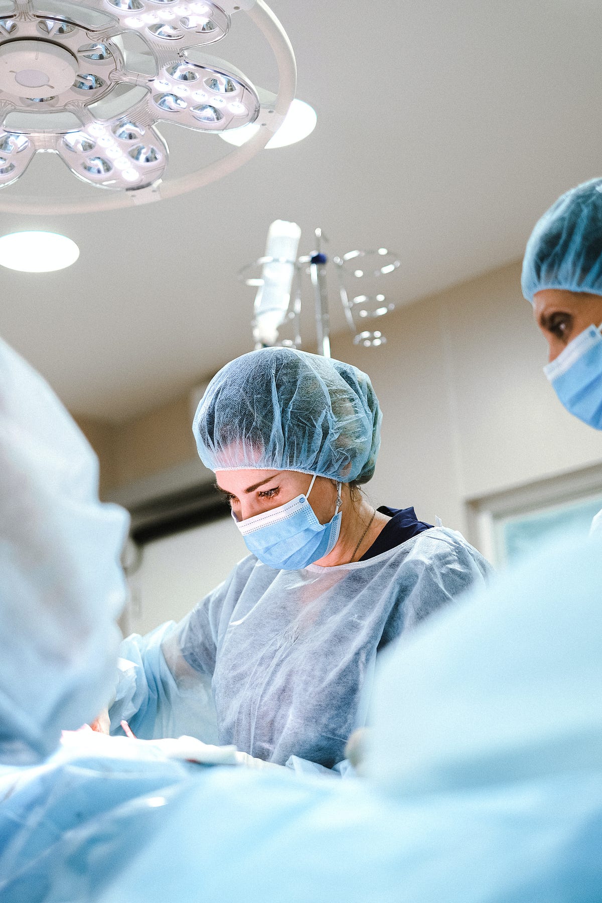 Understanding the role of a general surgeon | by Alexis Hospital | Medium