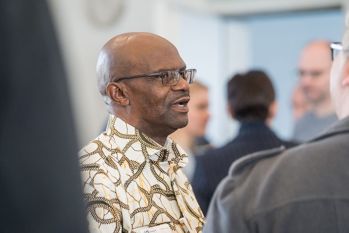 Mike Daka, da Zâmbia, sabe tudo de audiência | by Marcelo Soares ...