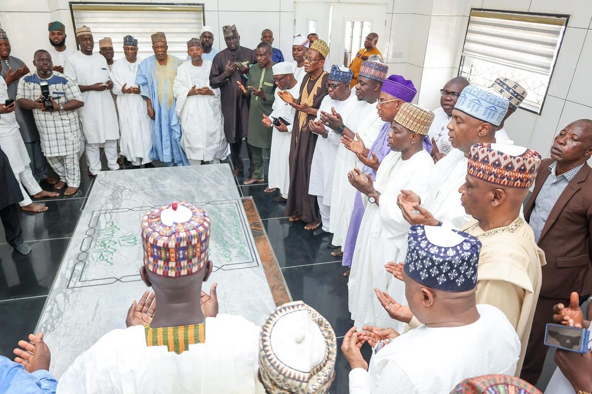 Family, associatees hold remembrance prayers for Saraki, 13 years after ...