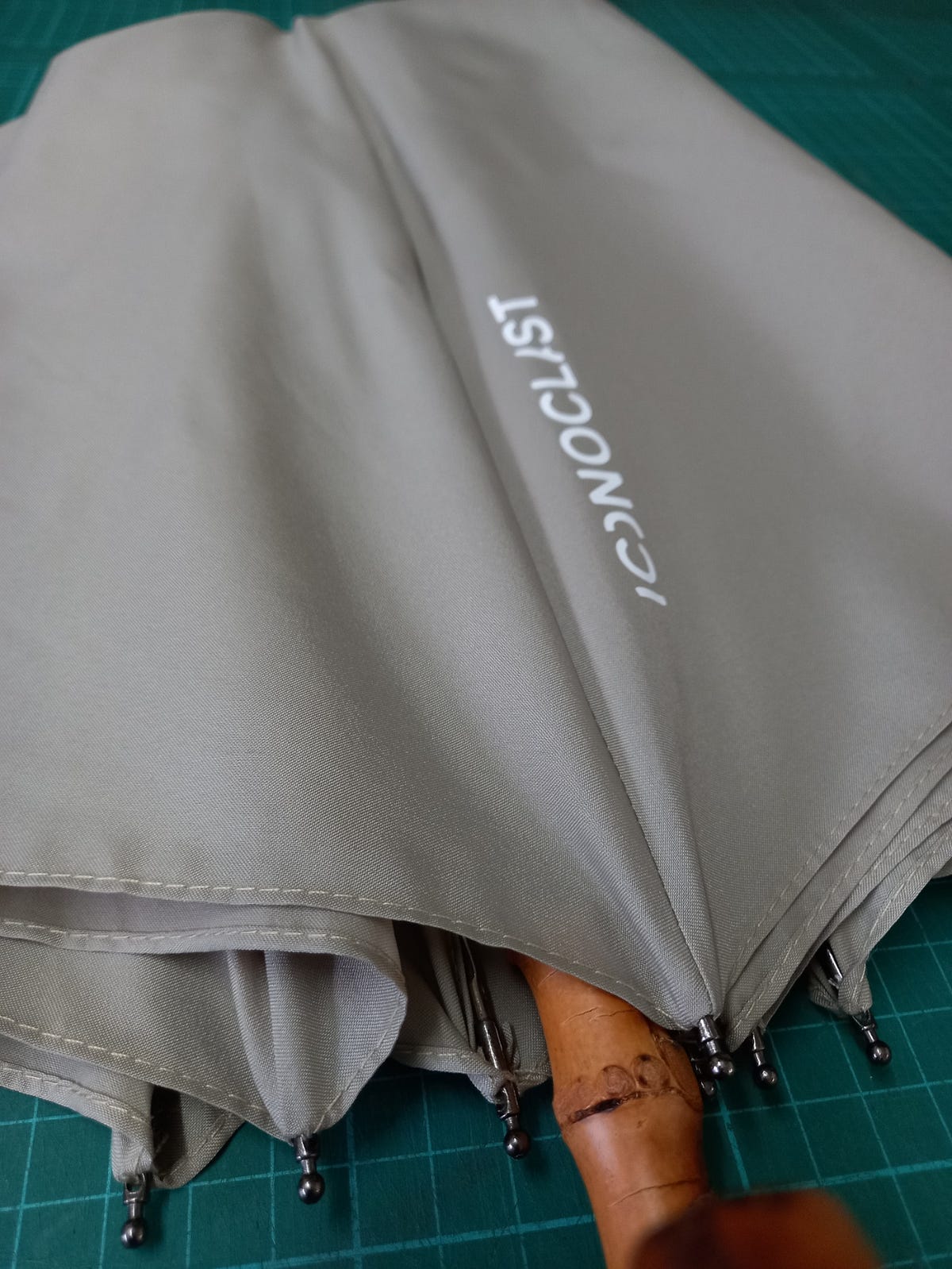 Custom Umbrellas Print - Ez Printers - Medium