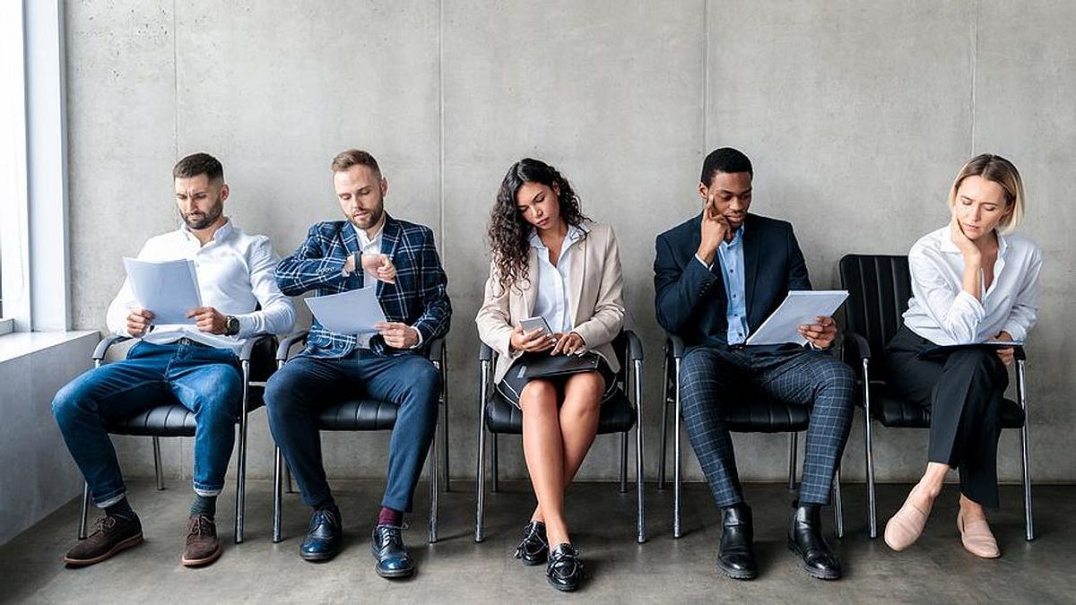 Internship vs. Traineeship: The Paradox of Skill, Experience, and the ...