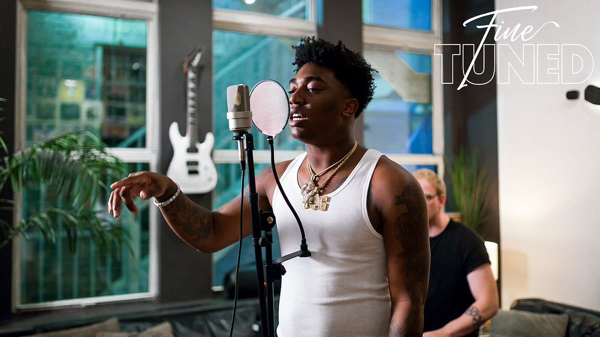 Watch Fredo Bang Perform “Story To Tell” Live with a Piano for Fine ...