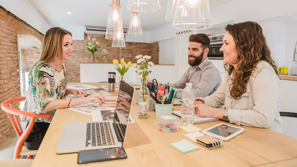 How Employee Time Tracking Software Improves Project Management Efficiency? | by Acteamosoftware ...