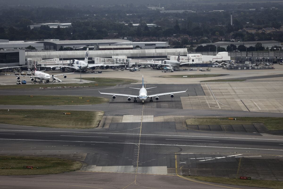 United Airlines MSY Terminal (+1–866–666–0217) | by Candy Joy | Apr ...