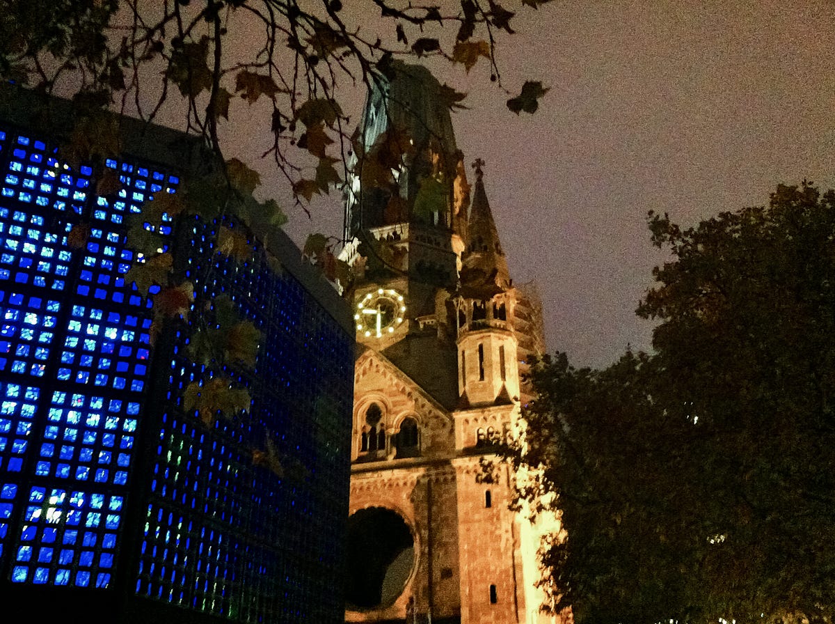 Berlino non dimentica. di Sara Freddi, Alice Piccini, Pier… | by Vince ...