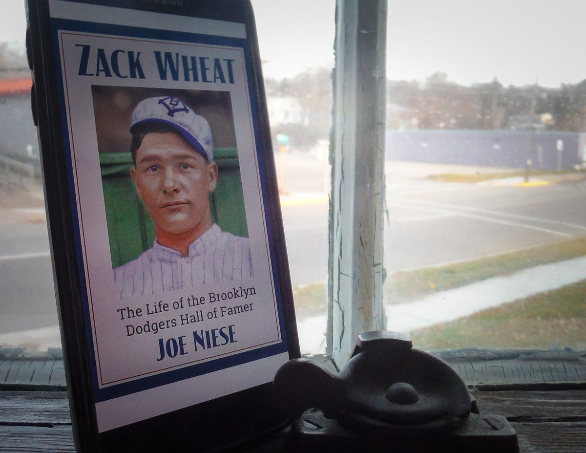 Zack Wheat: The Life of the Brooklyn Dodgers Hall of Famer | by Walter ...