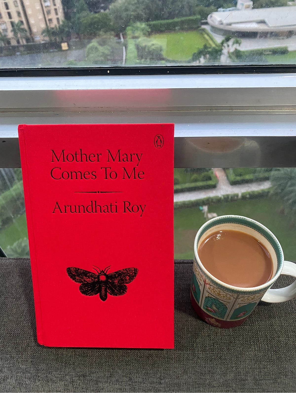 Mother Mary comes to me by Arundhati Roy – Book review | by Kavitha Murali | Medium