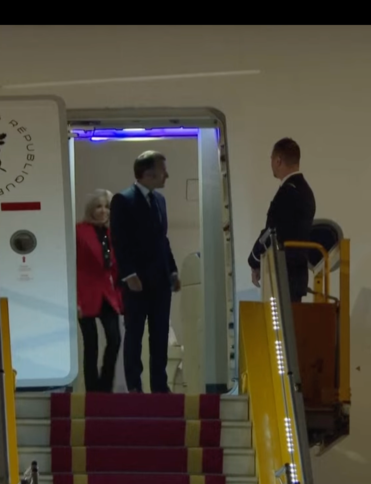 A Playful Push or Global Gossip? Unpacking the Macron Moment in Vietnam ...