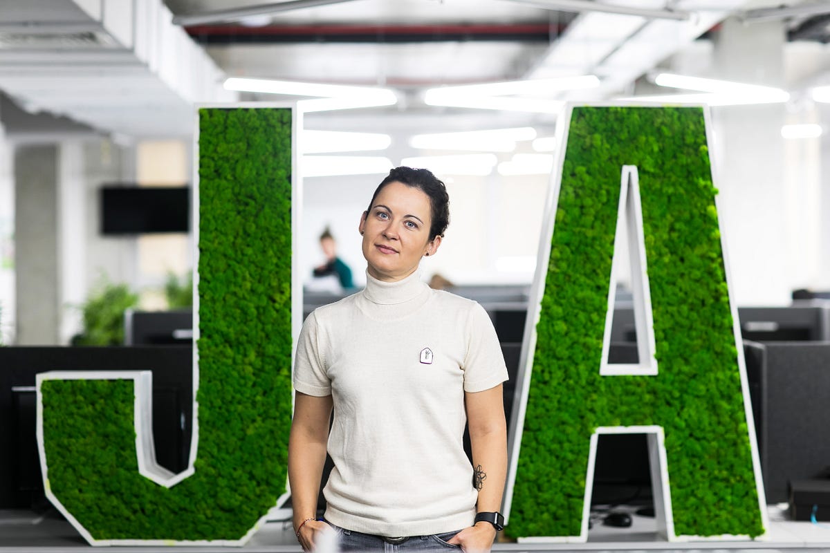 An answer as a goal. JustAnswer in Ukraine | by JustAnswer. Company ...