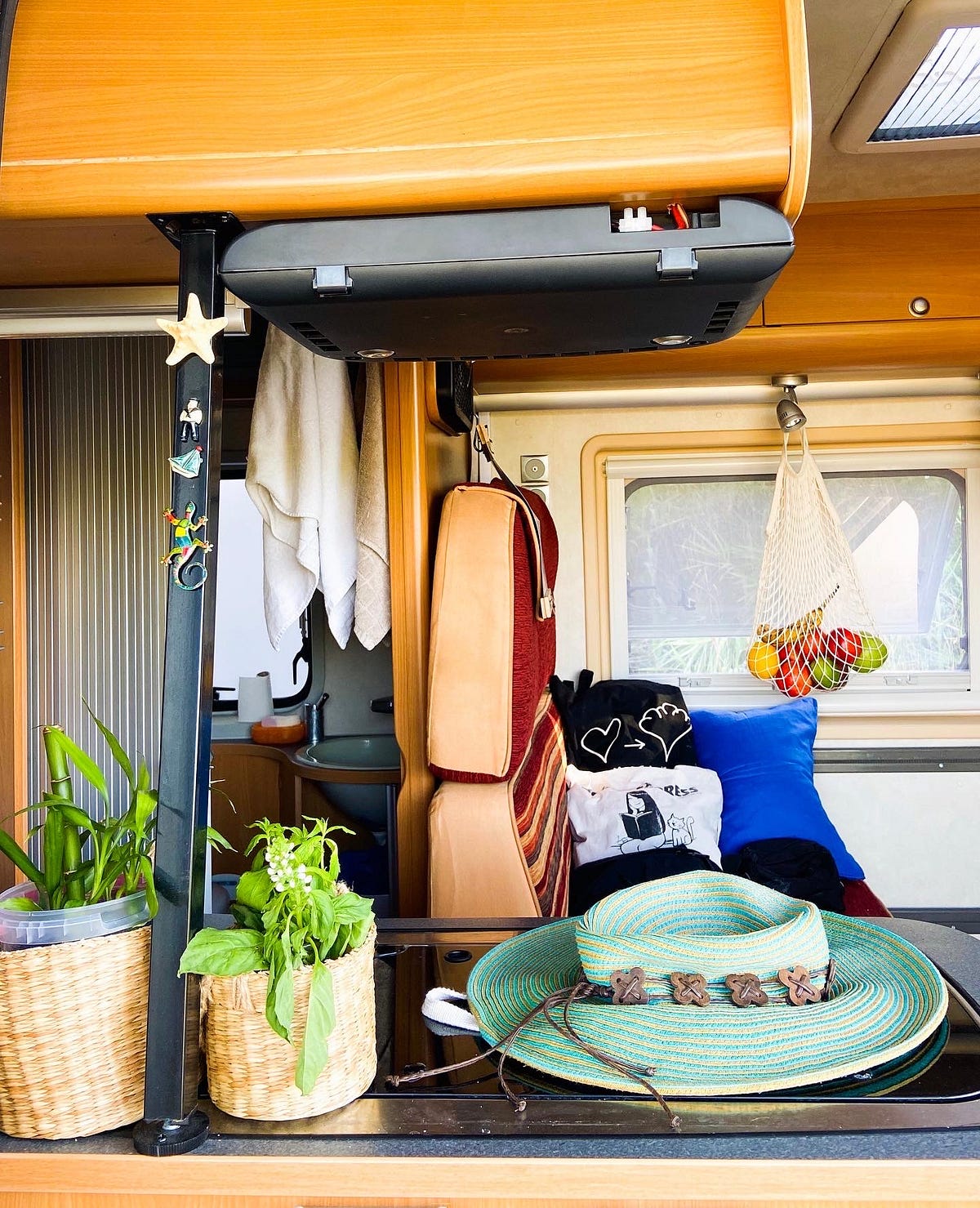 Pro and Con living in a van by the beach | by Simona Cuciurianu | Medium