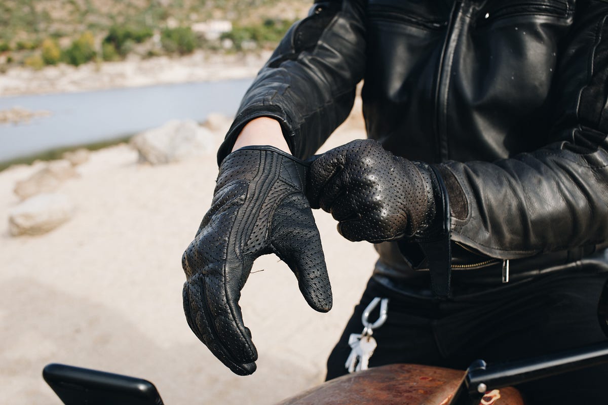 Motorcycle Gear — Choosing the Right Motorcycle Gloves: A Guide to ...