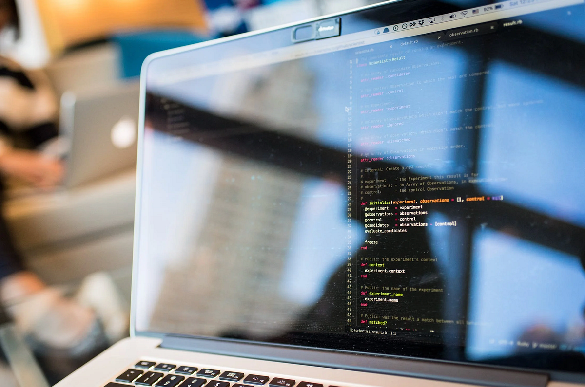 Mastering SQL Window Functions: LAG() and LEAD() Functions | by SQL Fundamentals | Medium