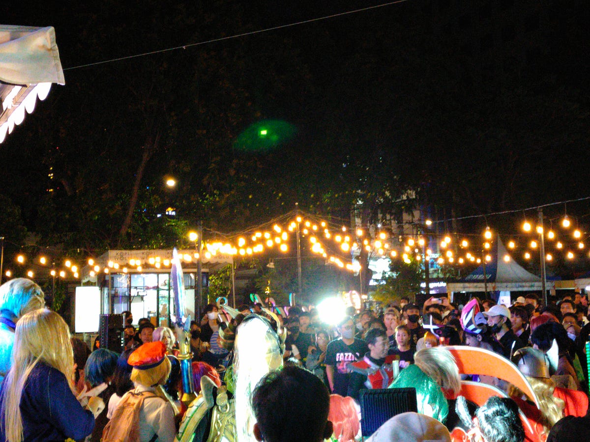 Malam Festival Cosplay di Fazzio Fashion Week | by Smanammakrisa | Medium