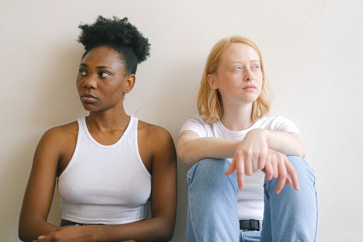 7 Blatantly Obvious Signs of an Incredibly Destructive Friendship ...