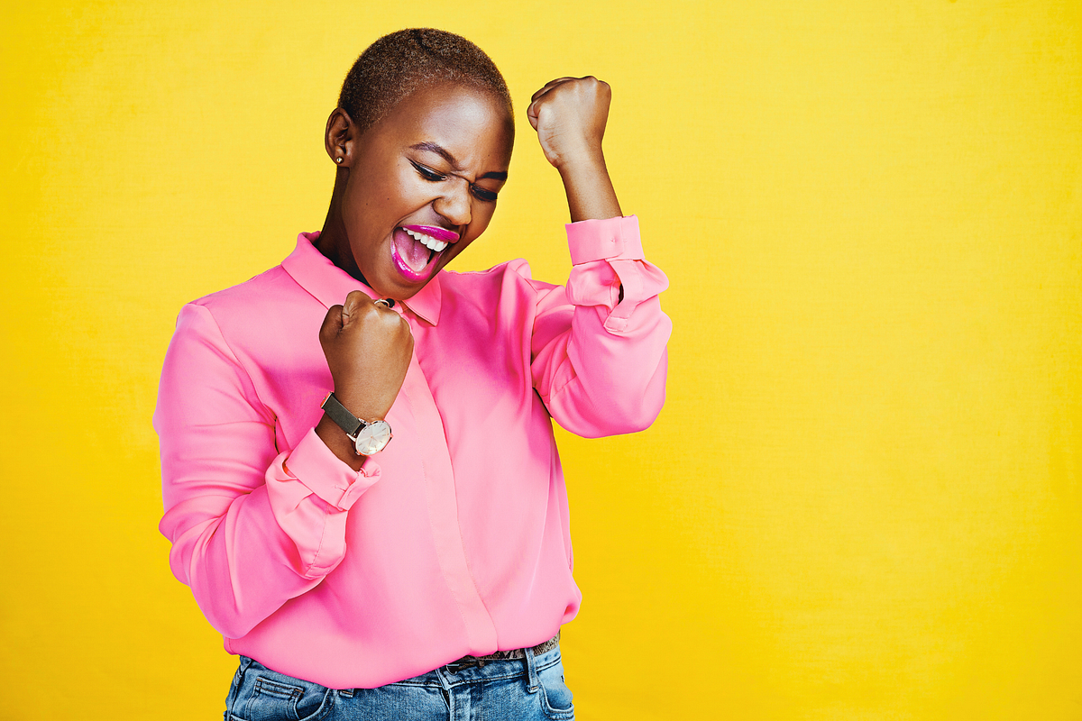 How I Crush Weekly Writing Goals. A quick tip to get out of your way ...