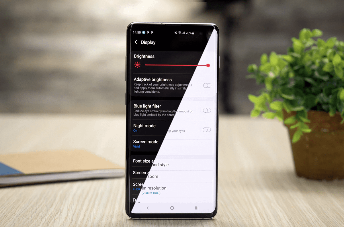Dark UI vs. Light UI — Which is best for your users? | by Valentina Ali ...
