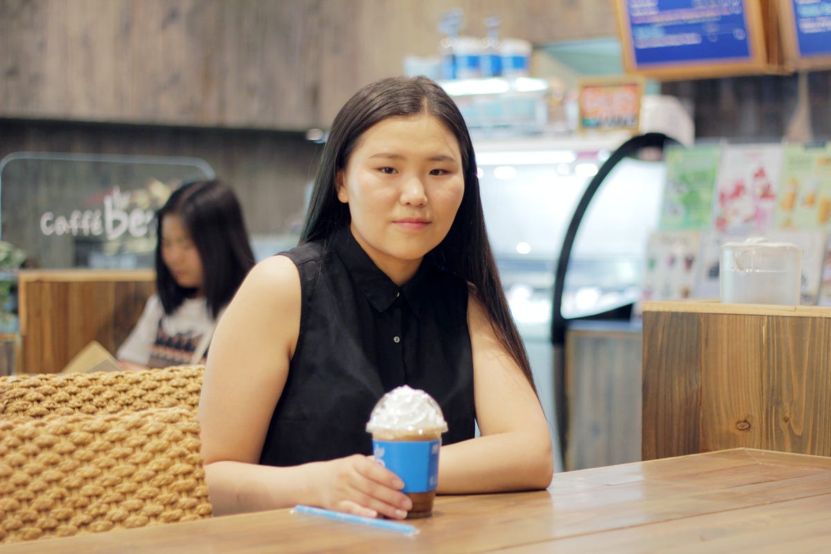 “Ихэнх оюутнуудын эцэг эх нь сургалтын төлбөрийг нь төлдөг бол би их сургуульд элссэнээсээ хойш