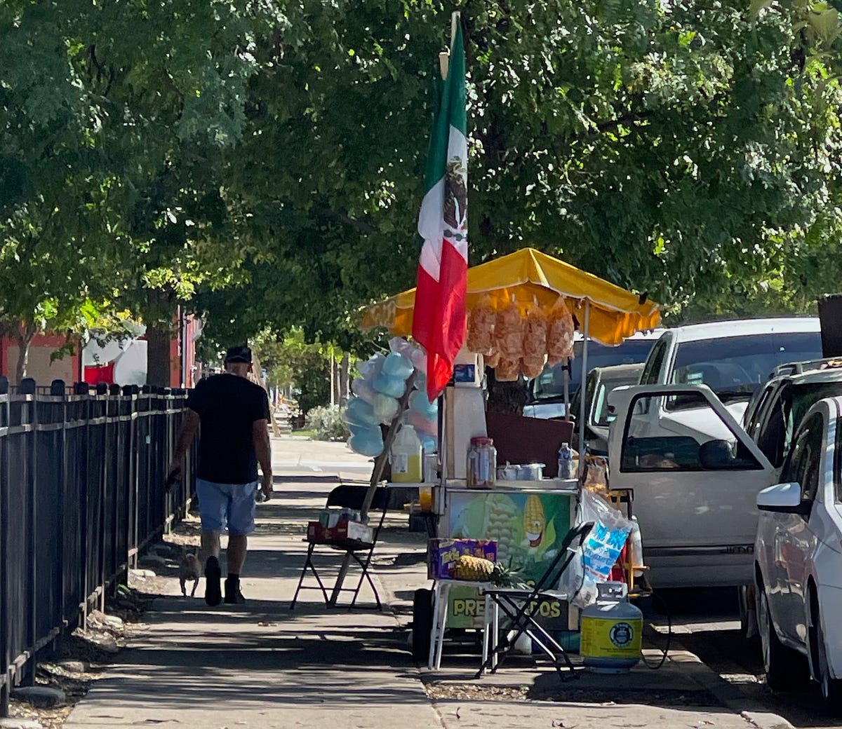 Street Vendors in Gentrified Pilsen | by Natalie Gallardo | Medium