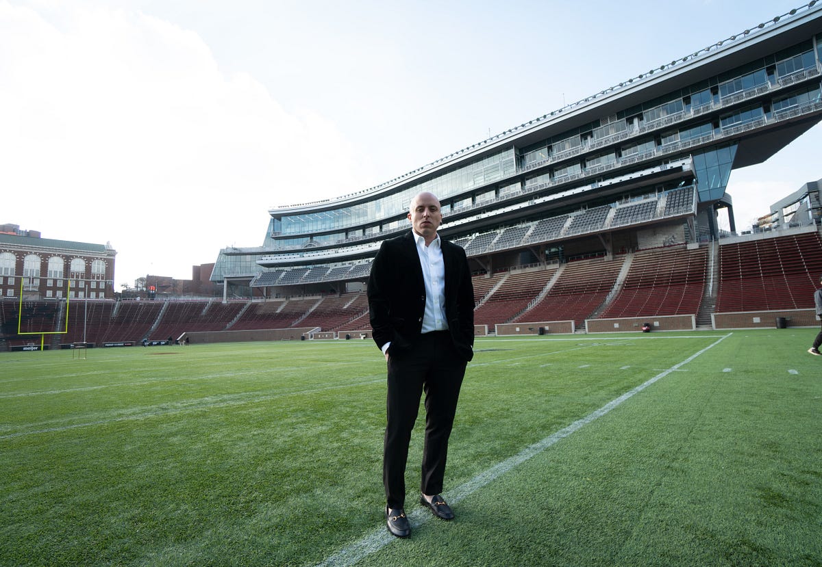 Welcome Home, WikiFan: Cincy entrepreneur Pablo Arellano Jr., former ...